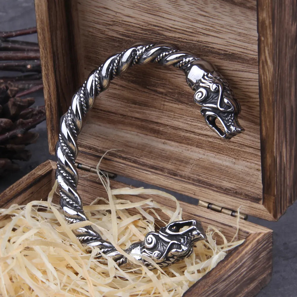 Flame of Malice Dragon Arm Ring